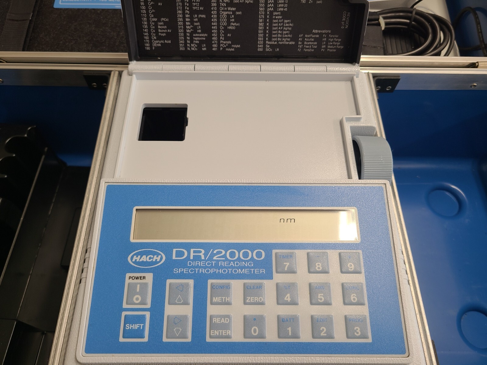 HACH DR2000 COMPLETE SET Spectrophotometer, Digital Titrator, pH and ...