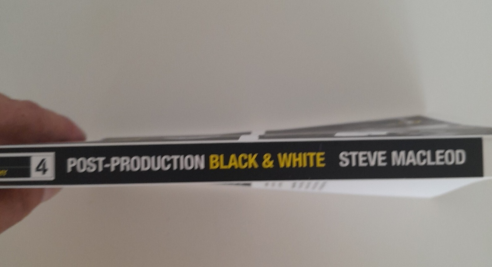 Basics Photography Post Production Black & White by Steve MacLeod 2008 ...