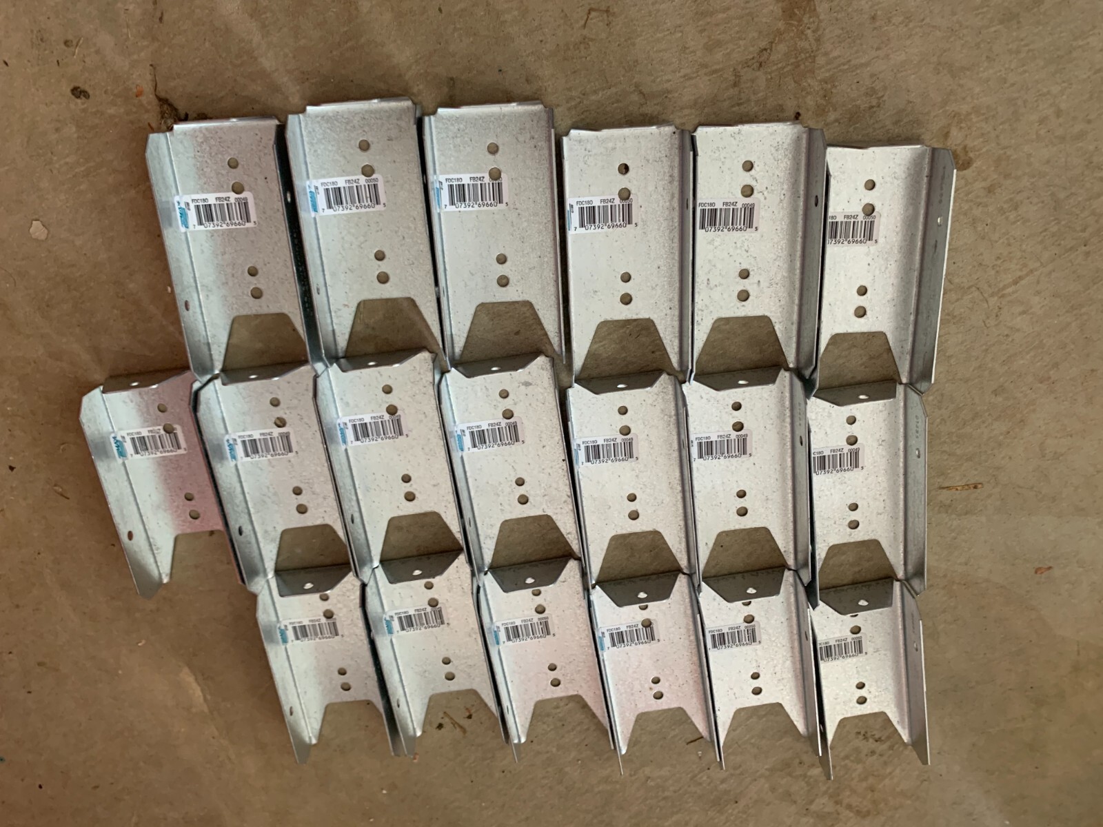 Simpson Strong-tie FB24Z 2 X 4 Fence Bracket Z Max - 100 per Case for ...