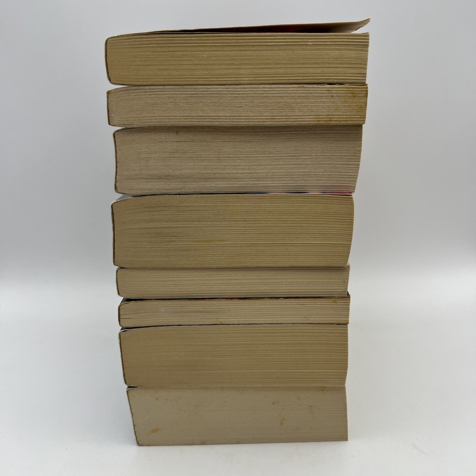 Science Fiction Paperback Lot of 8 – Le Guin, Philip K Dick, Bradbury ...