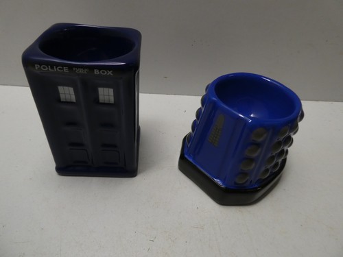 DR. WHO CERAMIC POTTERY TARDIS & DALEK EGG CUP HOLDERS | eBay