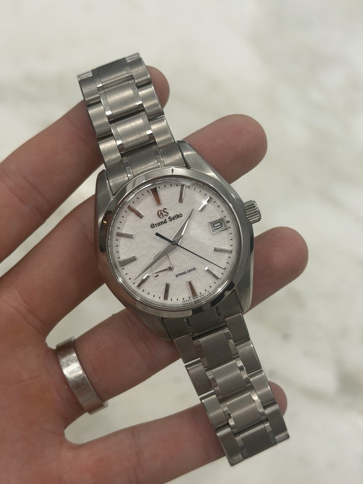 2021 Grand Seiko Spring Drive Snowflake Date Watch SBGA211 Titanium Box ...