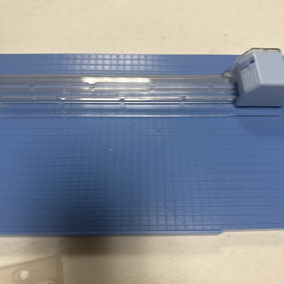 Creative Memories 12-inch Rotary Trimmer Blue Paper Cutter with Blades ...