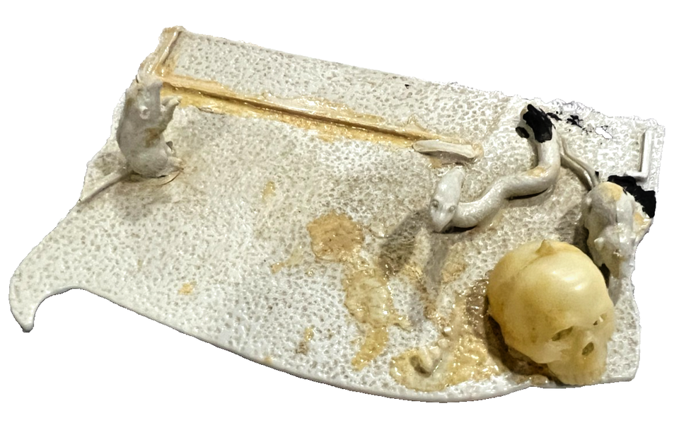 The Forgotten Prisoner - Aurora Monster Plastic Model Kit - Vintage ...