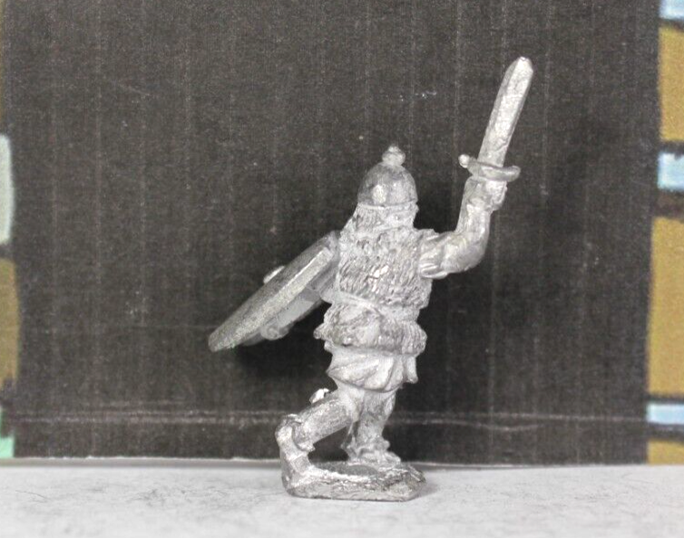 Grenadier Miniatures WW01 (i) Fighter with Longsword 25mm metal #P002 ...