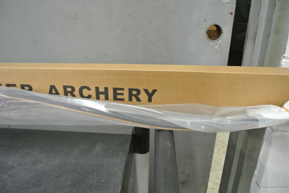 DEERSEEKER 54" traditional long bow left hand 60LB @28" | eBay