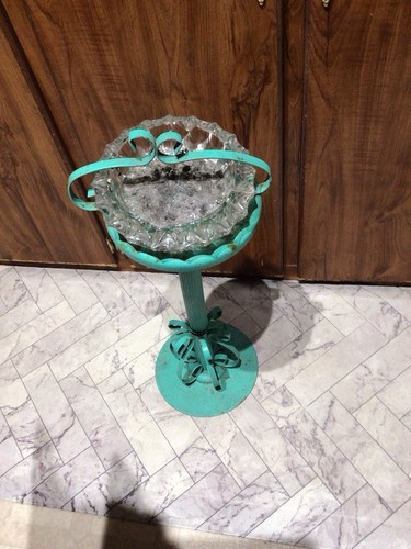 Vintage Heavy WROUGHT IRON Ornate Scroll ASHTRAY STAND | eBay