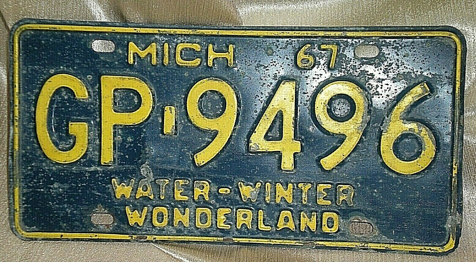 Vintage Michigan 1967 Water Winter Wonderland Car License Plate GP-9496 ...