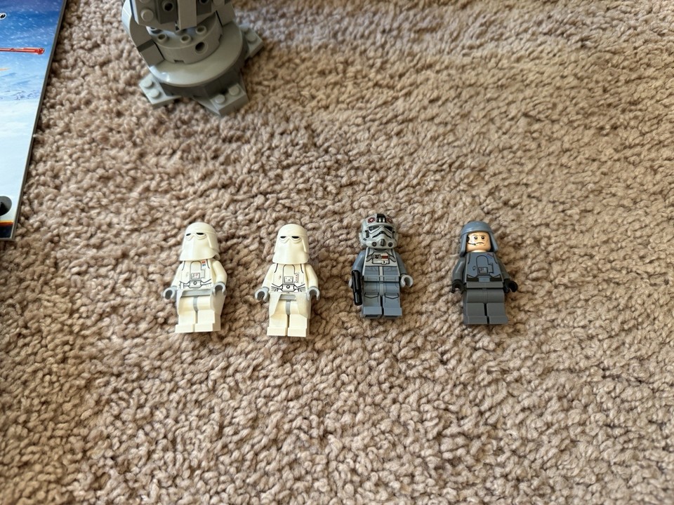 LEGO Star Wars 75054 AT-AT Walker With Box, Instructions, & Minifigures ...