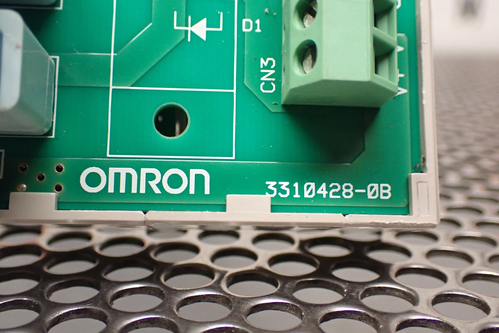 Omron 3310428-0b Terminal Fuse Board 7.5a Gently for sale online | eBay