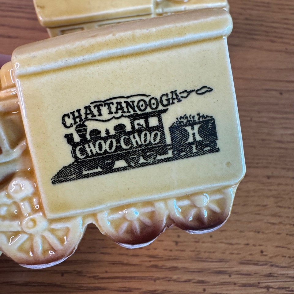 Vintage Chattanooga Choo Choo Train Ceramic Yellow Salt Pepper Shakers ...