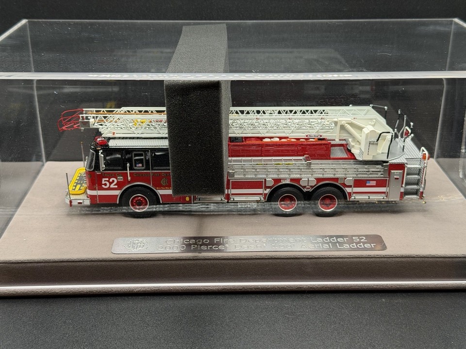 Fire Replicas CHICAGO FD 2000 PIERCE DASH 100' TRUCK 52 FR084A-5 | eBay