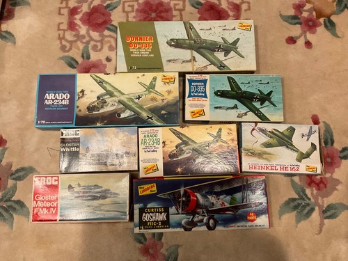 Lot of 8 Model plane Kits (Lindbergh, Frog) see description for details ...