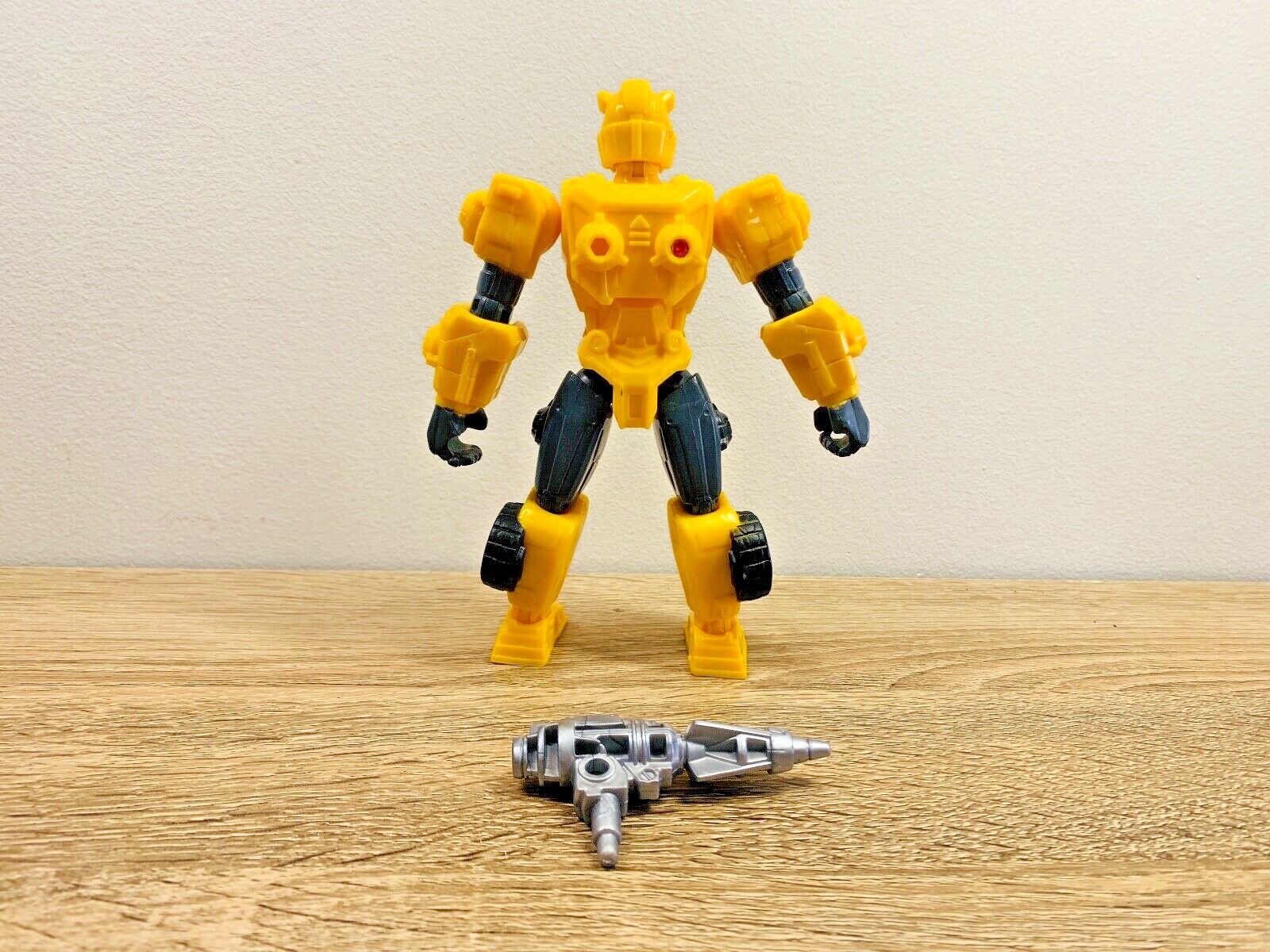 Bumblebee - Super Hero Mashers Figure Transformers Autobots Mash Ups ...