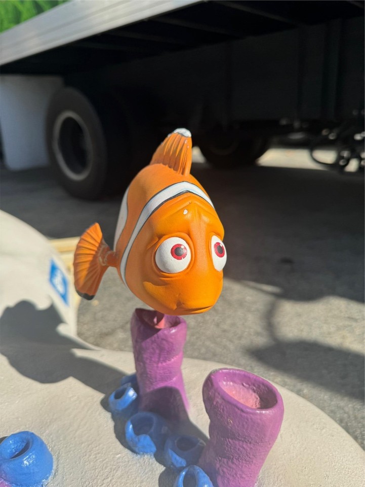 Finding Nemo Movie Display Life Size Statue Disney Pixar 1:1 Scale | eBay