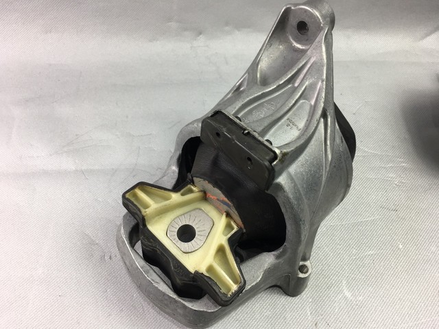 Audi Q7 4m 2.0 TFSI Quattro Left Side Engine Mount 8W0199371AB for sale ...