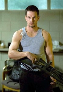 Shooter 2007 Mark Wahlberg as Bob Lee Swagger Photo - CL1132 | eBay