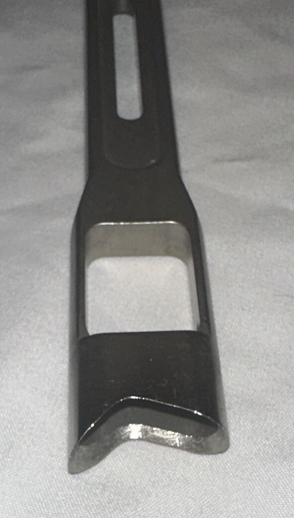 Zimmer 6601-56 Anatomic Box Osteotome - Surgical Instrument for sale ...