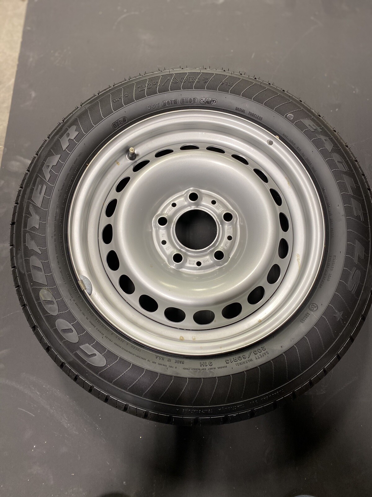 BMW E36 318i 318is 323i 325i 325is OEM 15x6.5 Spare Wheel & Tire 205/60 ...