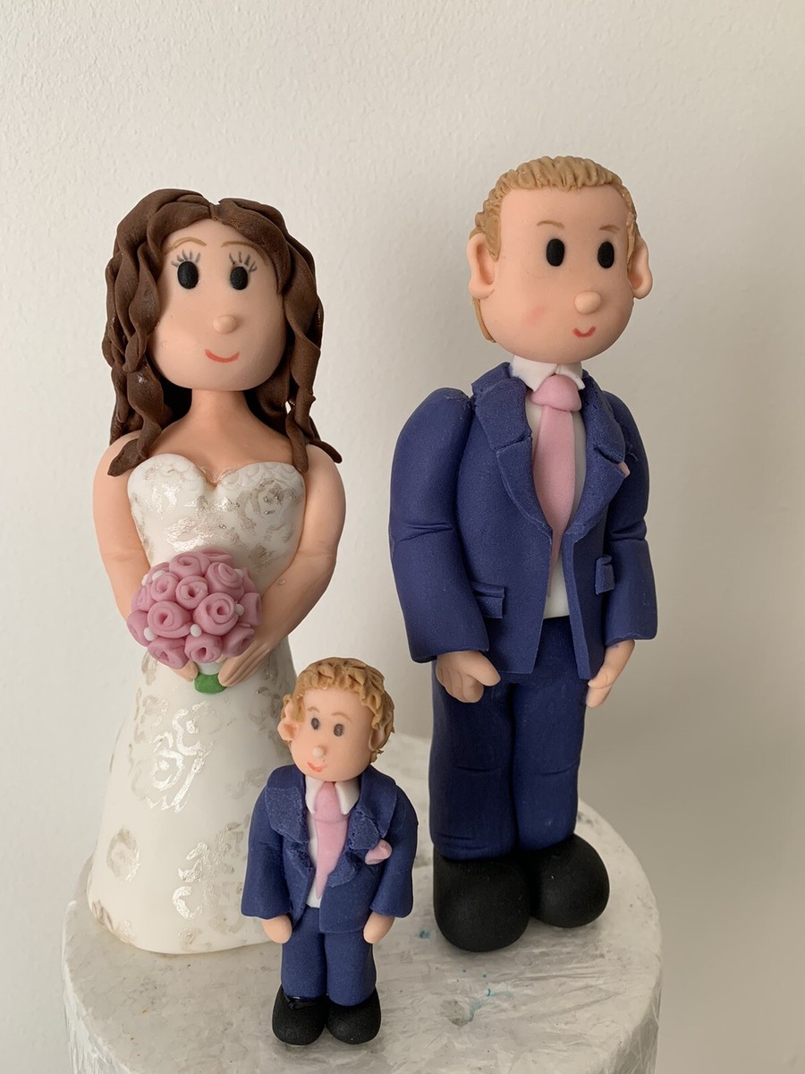 Little People Bride And Groom Cake