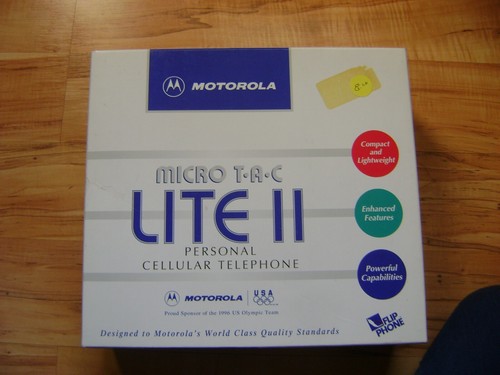 Motorola Micro TAC Ultra Lite II Cell Phone Flip Vintage With Original ...