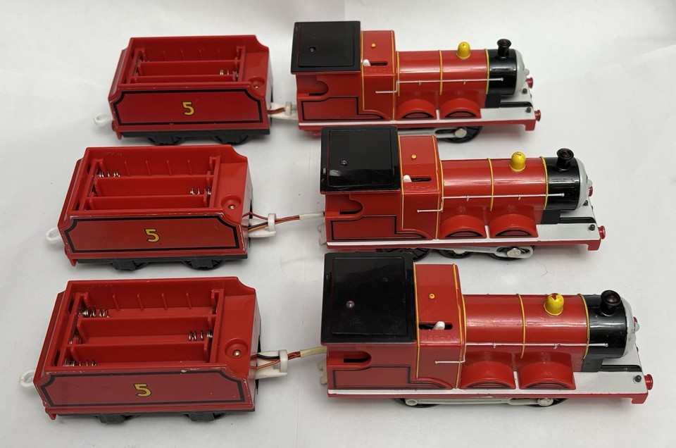 Thomas Friends TrackMaster RC James Train Engine 2007 No Remote Parts ...