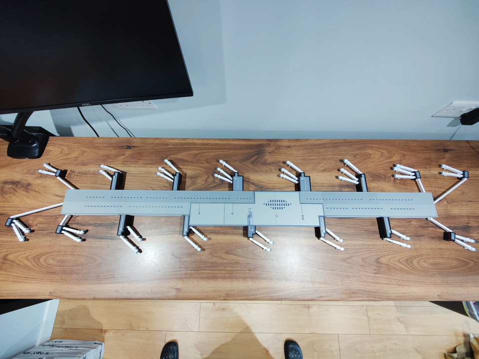 LONDON HEATHROW TERMINAL 2 PIER (T2B) 1:400 Scale Diorama Model Airport ...