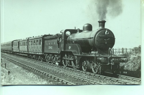 LNER Class D2 4-4-0 3042 Southend train Gidea ParK 1930s real photo ...
