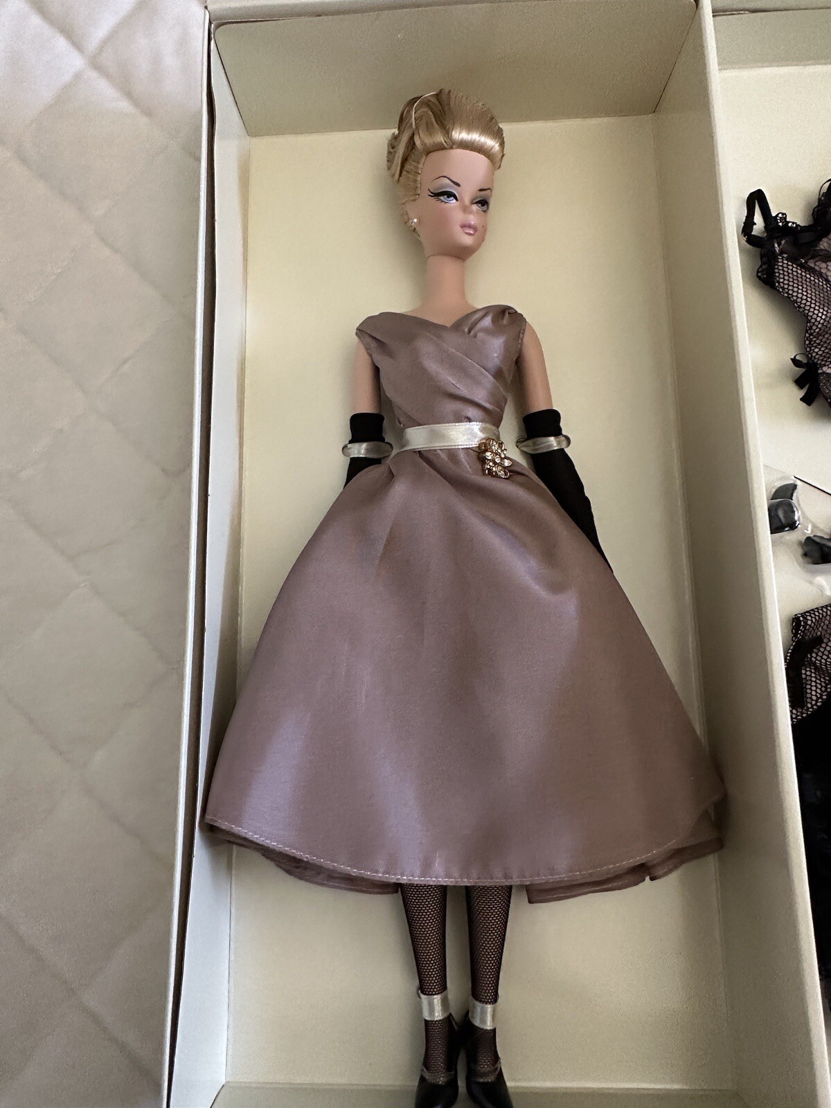 New Silkstone Barbie, “High Tea and Savories” Robert Best Gold Label | eBay