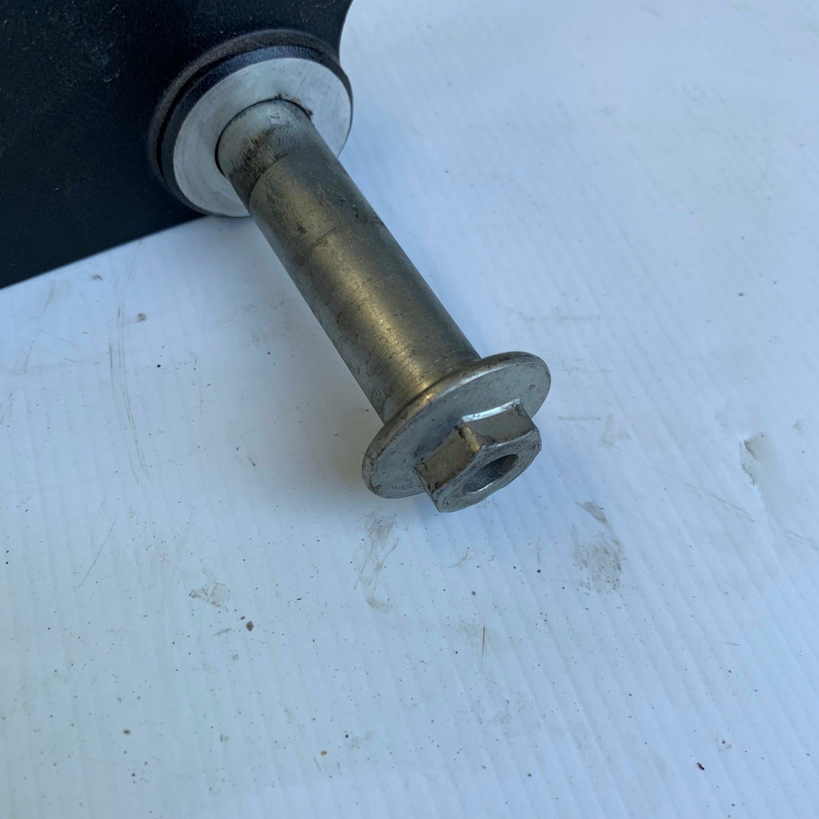 Kawasaki KLE300 300 versys -x 2017 Rear wheel rim axle bolt spindle ...