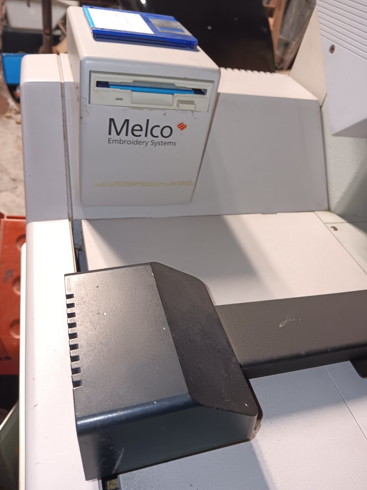 Melco Embroidery Machine 00633401 1994 with embroidery software | eBay