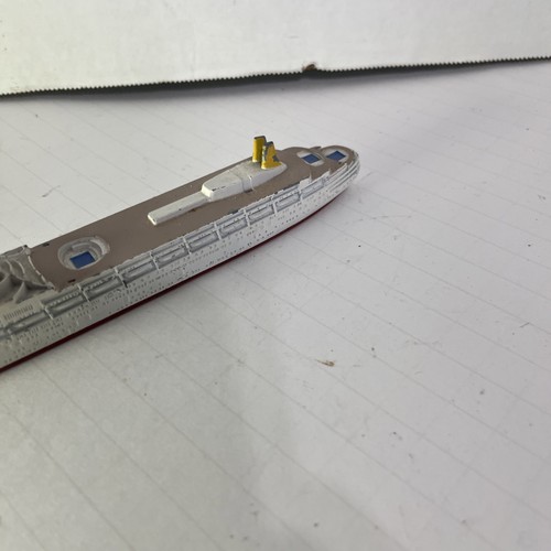 Vintage RMS Canberra M715 Model Ship 1:1200 Scale Imperfect | eBay