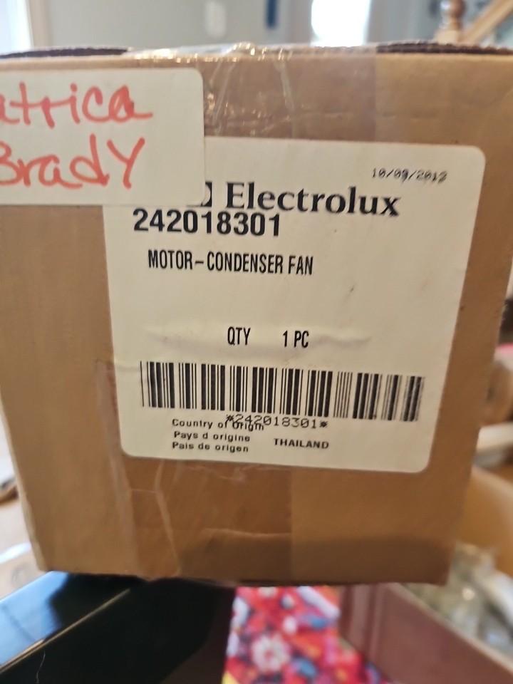 ☆GENUINE☆ 242018301 242018304 297279502 OEM ELECTROLUX Condenser Fan ...