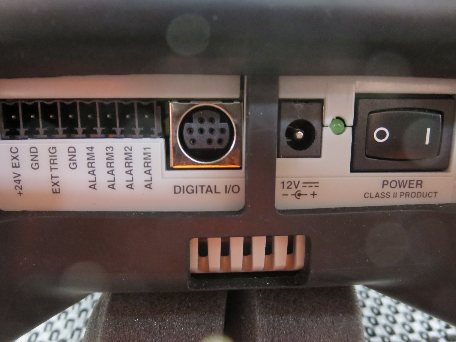 Omega OM-DAQXL-1-NA Data Logger 8 Channel Touch Screen Powers On No ...