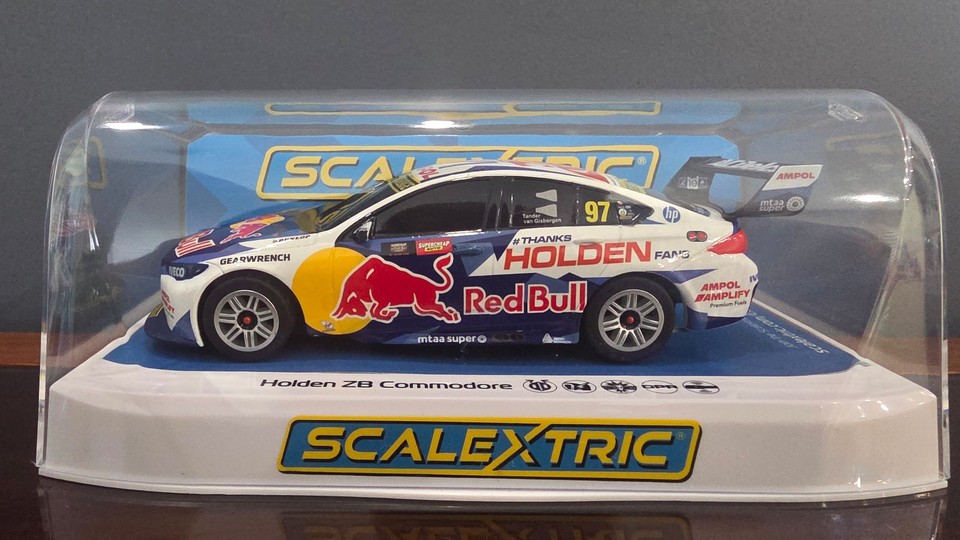 Scalextric C4361F Holden ZB Commodore 2020 Bathurst Winner #97 Van ...