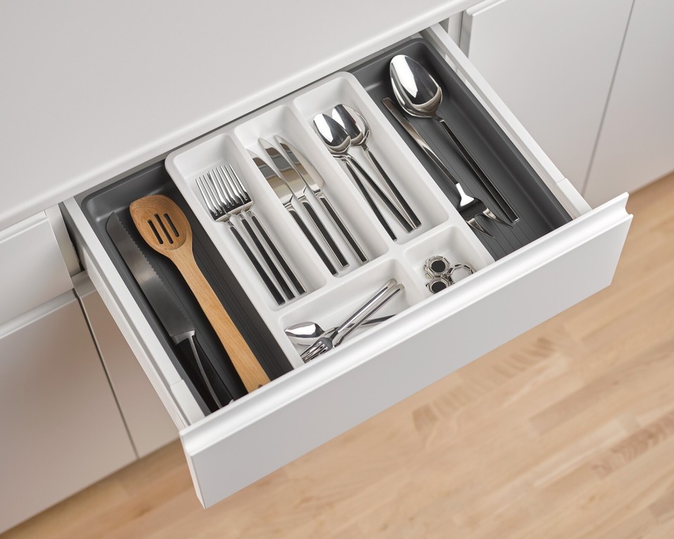 Extendable Plastic Cutlery Drawer Tray Kitchen Organiser Utensil ...