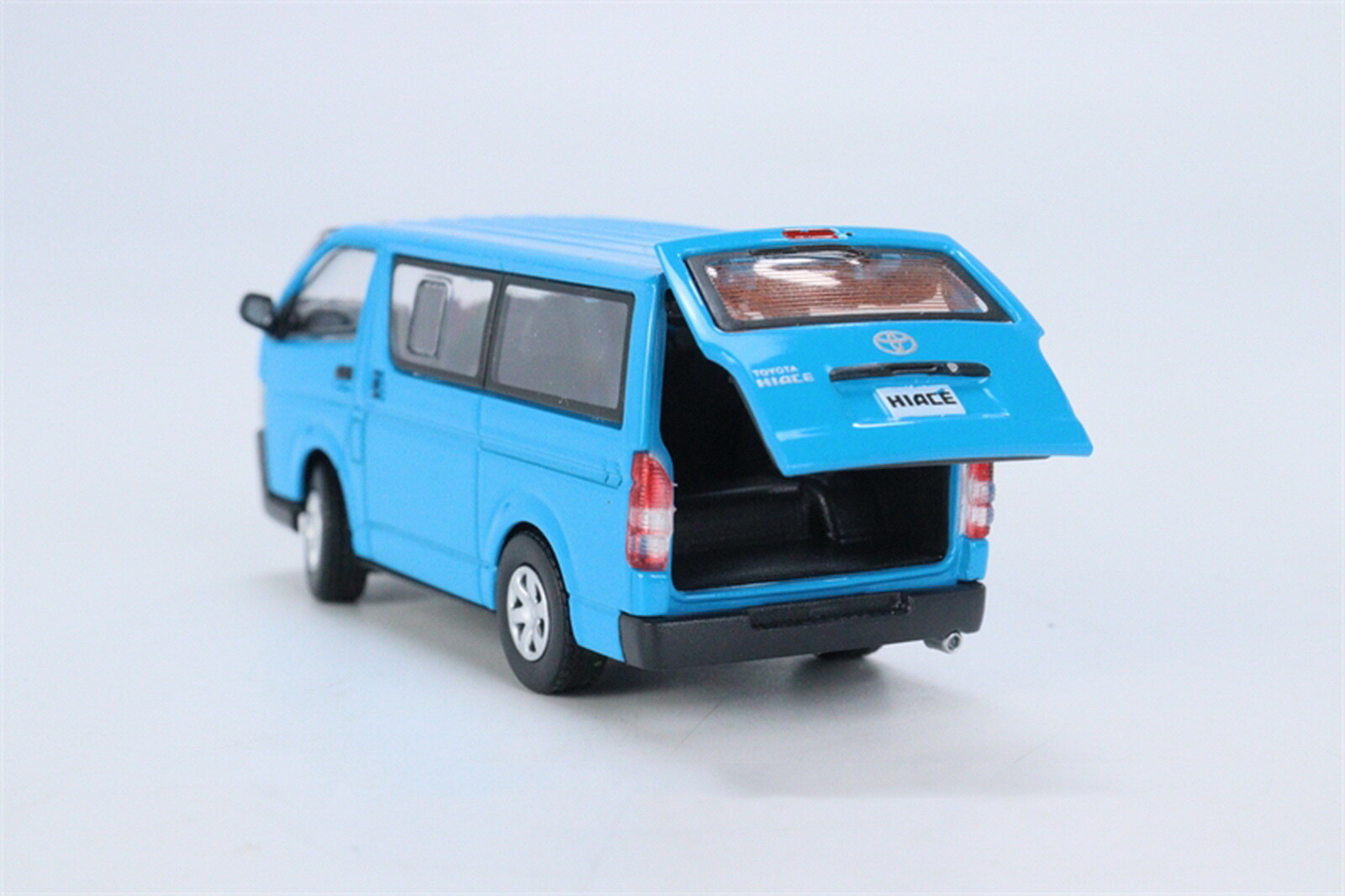 BMC 1/64 Toyota Hiace 2015 Blue RHD Diecast Car Model Toy Collection ...