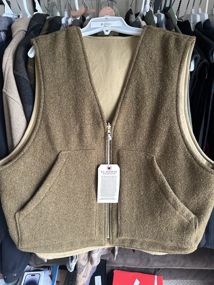 Filson Governor Baxter Reversible Vest Military Wool Dark Tan Olive L ...