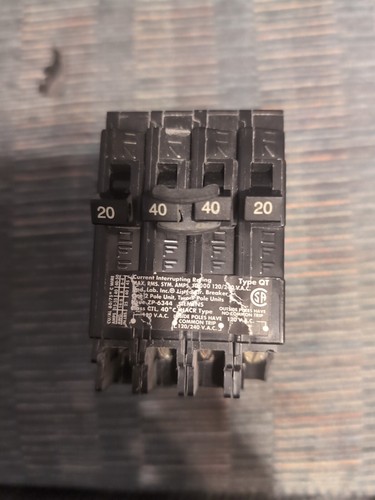 Siemens Q22040CT Circuit Breaker 4P 20/40A Type QT CU/AL 120/240VAC | eBay
