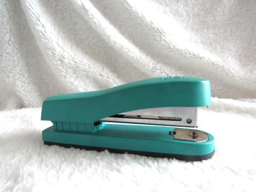 Vintage B606 Stanley Bostitch Blue/Green Stapler | eBay