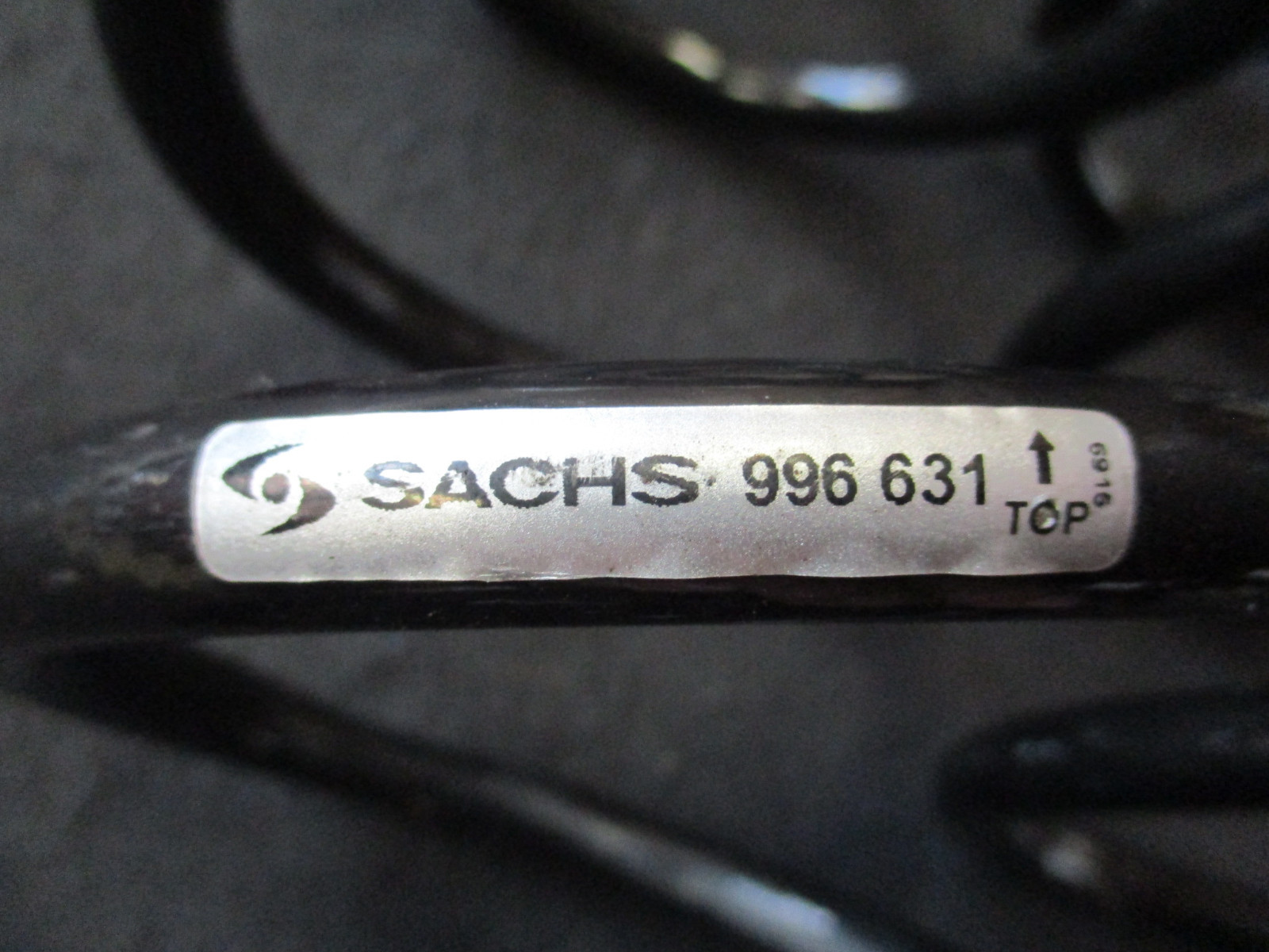 Fahrwerksfedern hinten VW Passat 3B 3BG 1.8T SACHS 996631 Federn ...