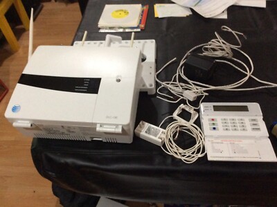 At&t Digital Life System Home Security Alarm DLC-100 keypad and ...