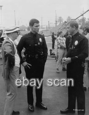 ADAM-12 MARTIN MILNER KENT MCCORD REED AND MALLOY 8X10 PHOTO 5 | eBay