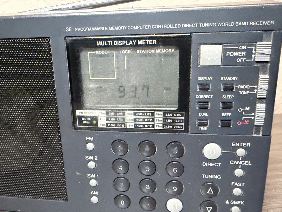 Vintage DAK DMR-3000 Programmable Shortwave Radio World Band Receiver ...