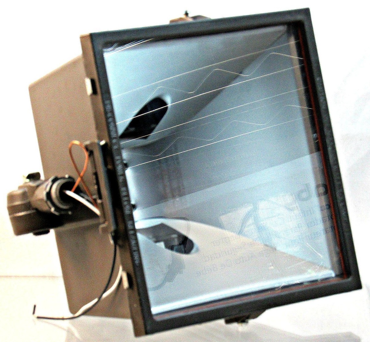 Genlyte Thomas Fluorescent Light Fixtures Exterior Generation Lighting