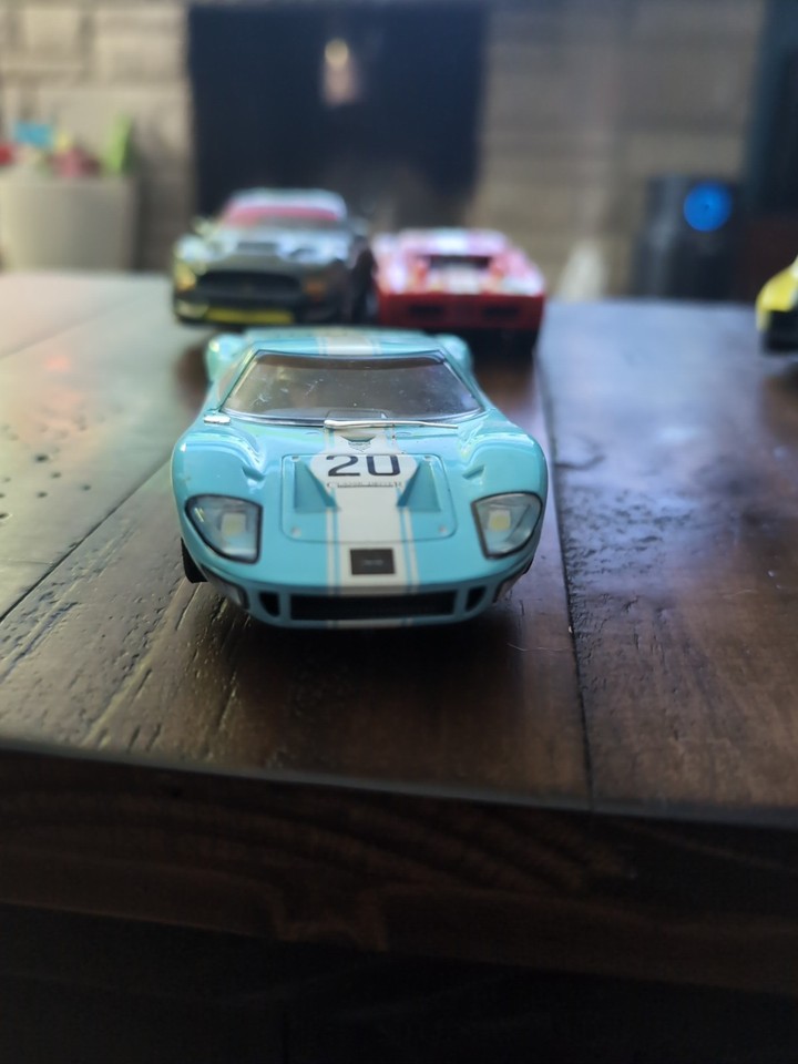 C2940 Scalextric Ford GT40, #20 Limited Edition (1500 pcs.) 1:32 Slot ...