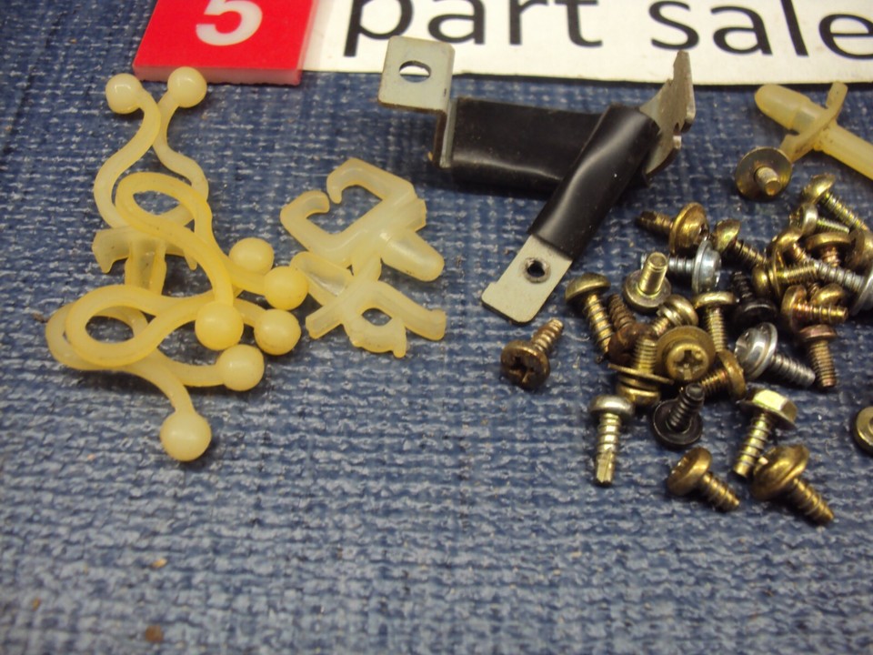 Sony STR 7055 Receiver Chassis Parts & Screws. Parting Out Entire STR ...