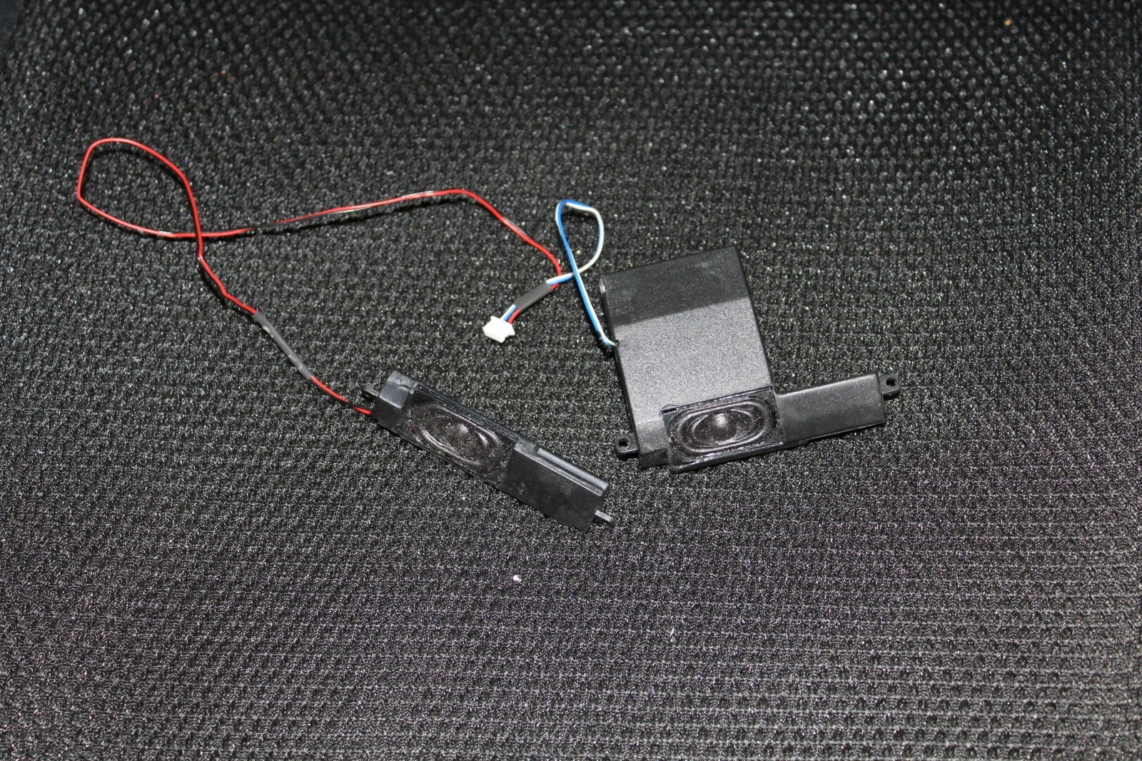 eMachines D620 -MS2257 Internal Speakers PAIR & Cables | eBay