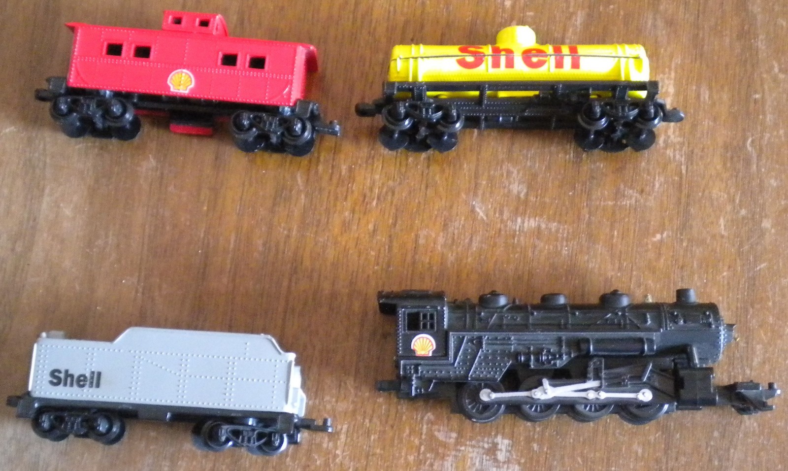 FLETCHER BARNHARDT & WHITE TRAIN SET ADVERTISING SHELL GAS COMPANY | eBay