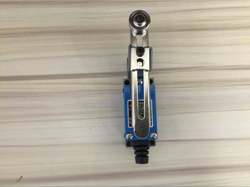 New Panasonic AZ8108 Roller Switch Position Switch #PAN | eBay